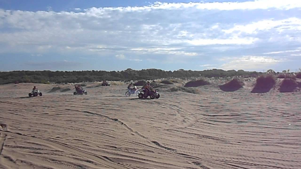 Guerrero Grf 250 corriendo contra 2 banshee 350 y 2 Raptor 250 - YouTube