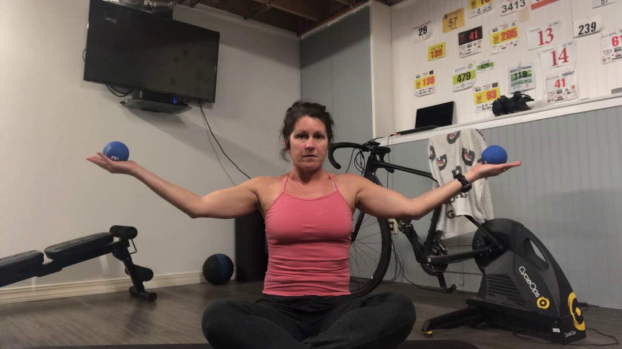 Weighted balls/scapula work - YouTube