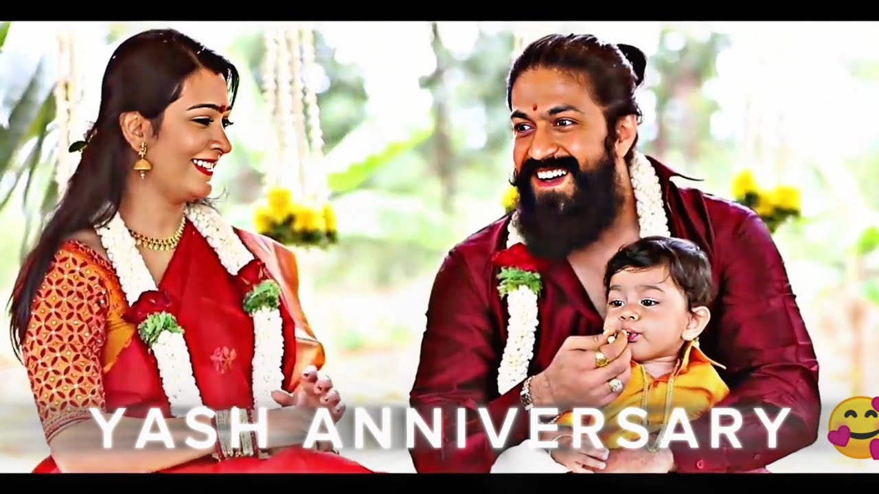 yash and radhika aniversary🥰ll ROCKING STAR YASH ll yash with family ll ...
