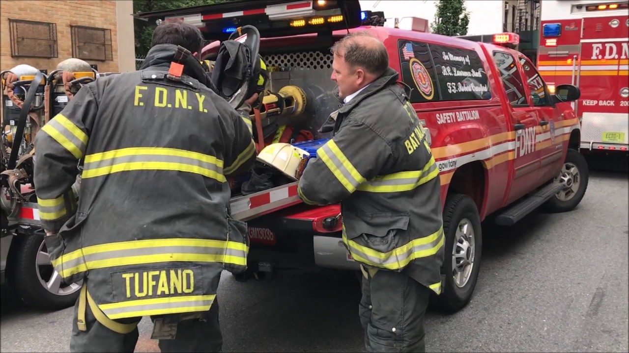 FDNY BOX 7153 - 4TH ALARM, "A TRAIN" SUBWAY DERAILMENT IN THE HARLEM ...