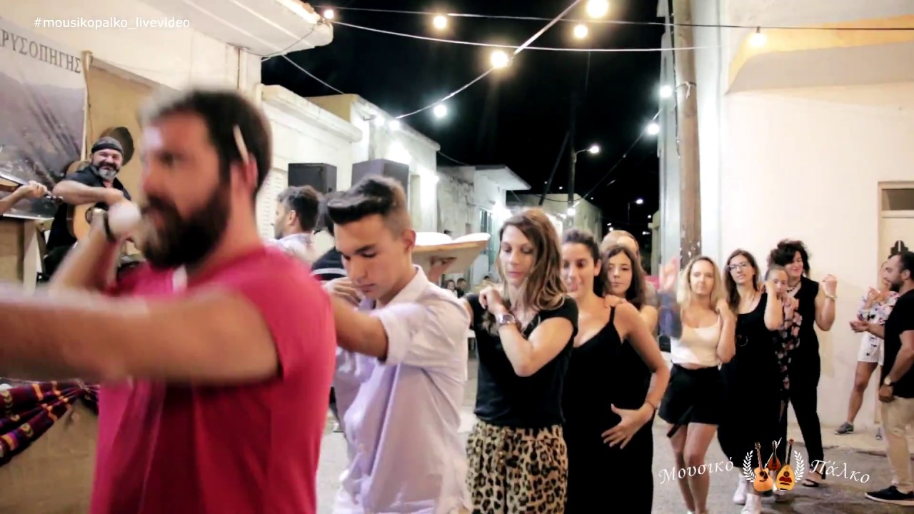 Αντώνης Μαρτσάκης ~ Ζερβόδεξος χορός της Κρήτης - YouTube