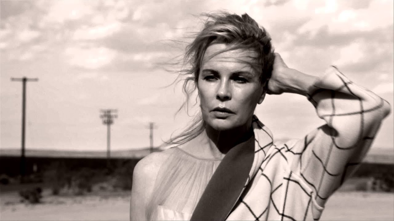 KIM BASINGER - YouTube