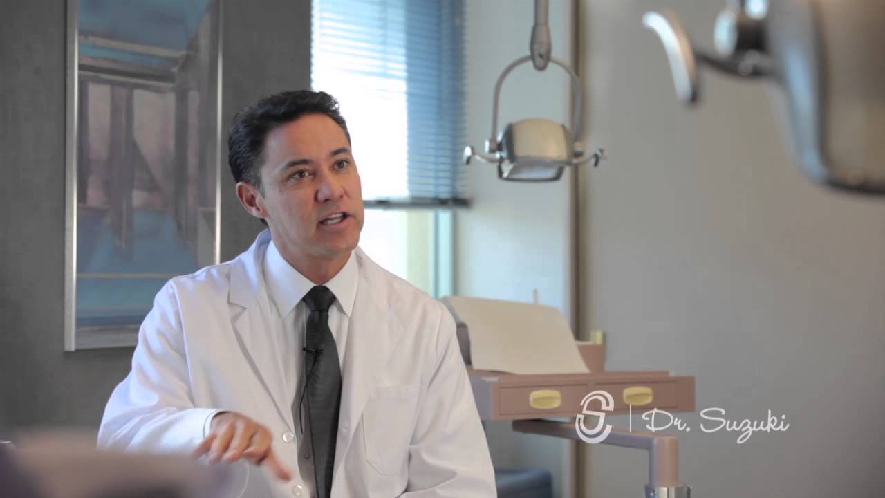Orthodontist Answers: How to Take Care of Your Retainer - YouTube