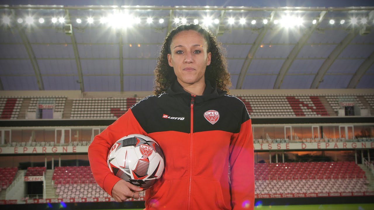 #pourquoijelefais - Salma Amani - Footballeuse au DFCO (Dijon) - YouTube