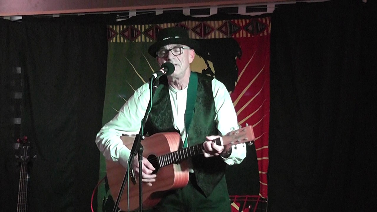 Louis Spence. Little One. - YouTube