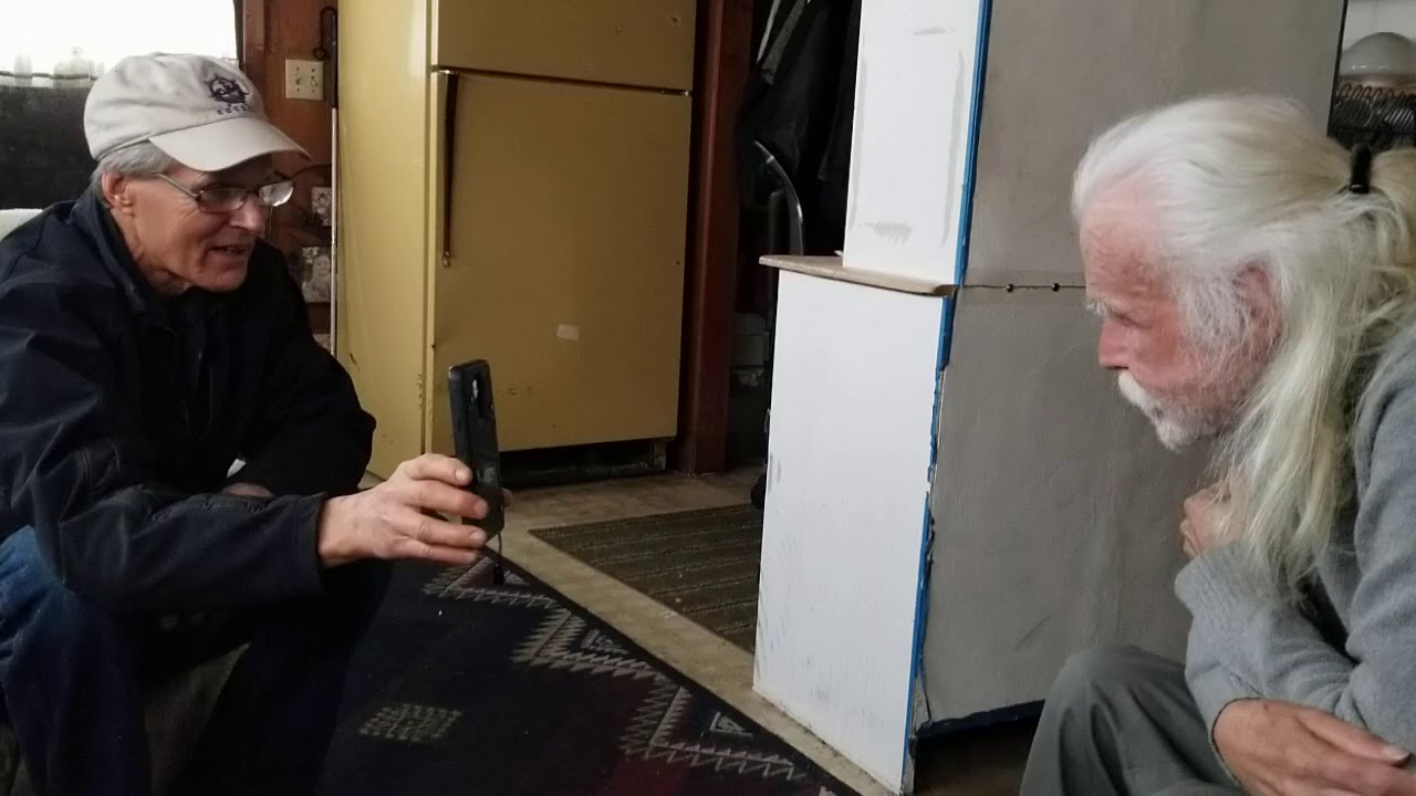 Robin with Bob Desper. 2 famous friends - YouTube