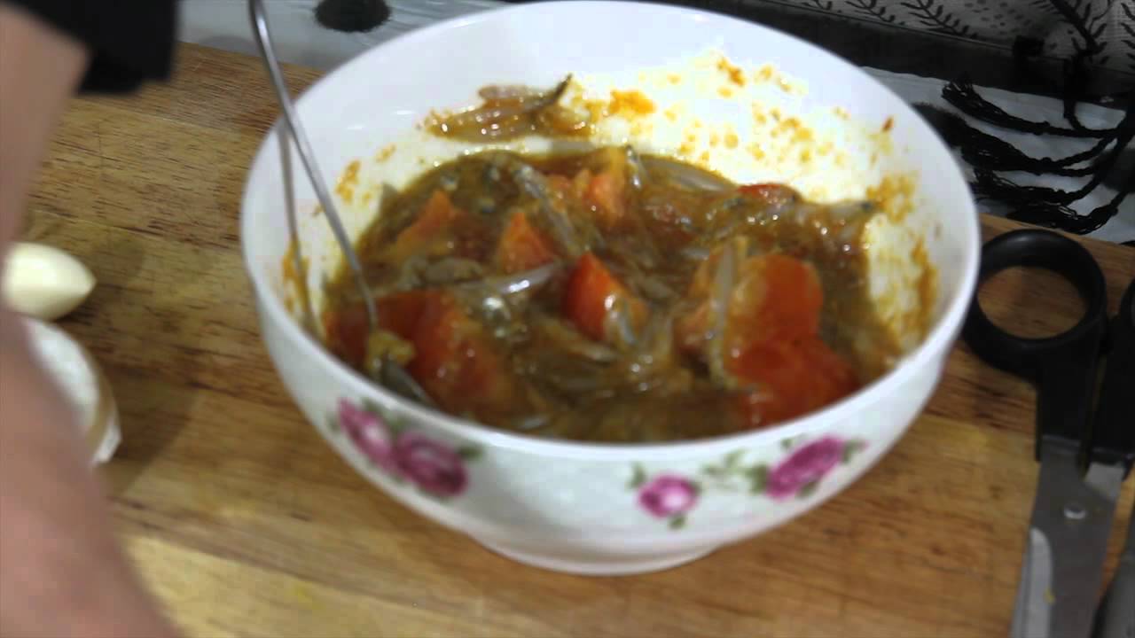 Small Fish Curry (Kachki Macher Chor Chori) কাচকি মাছের চড়চড়ি - YouTube