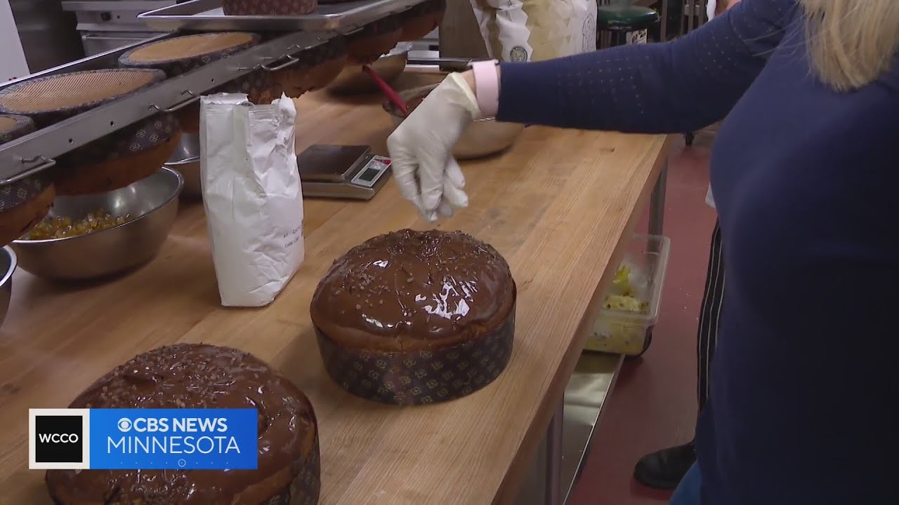 Cossettas makes special Italian sweet bread every holiday season - YouTube