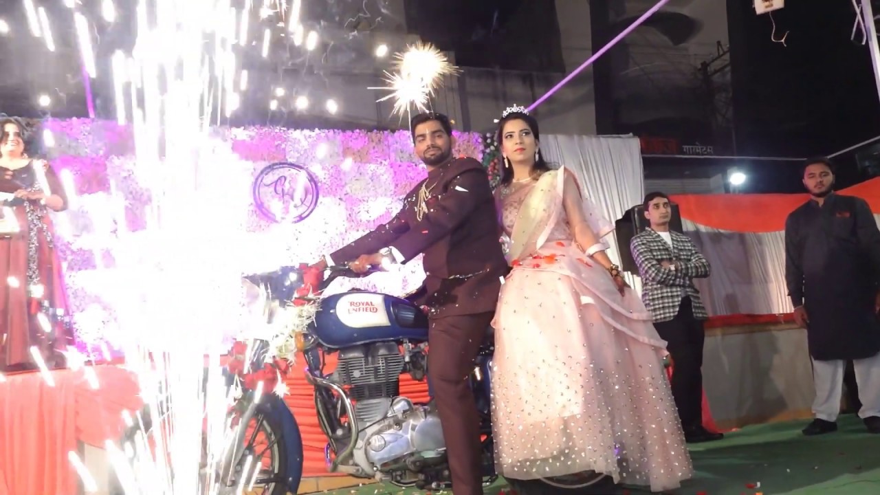 Most Unique bride and groom entry | Bullet bike | Rajwadi entry | Best ...