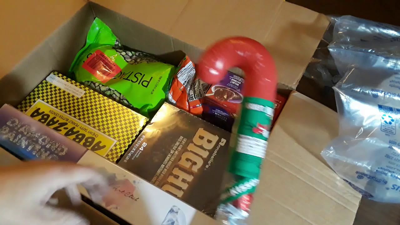 Omg Unboxing & Goodies - YouTube