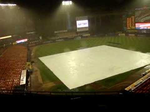 Mets Rainout June 14th 2008 - YouTube