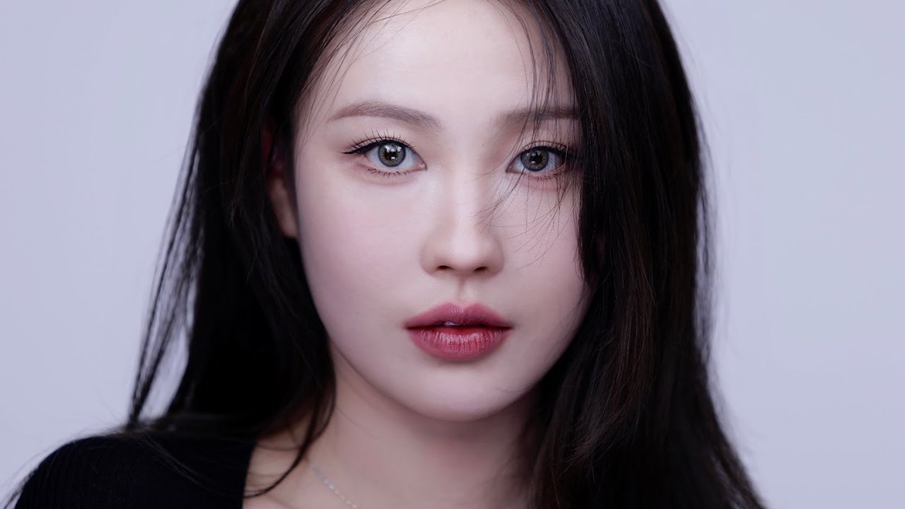 쿨 해지는 데일리 메이크업🖤💜시크+ 도도+ 깔끔+++ l 이사배(RISABAE Makeup) - YouTube