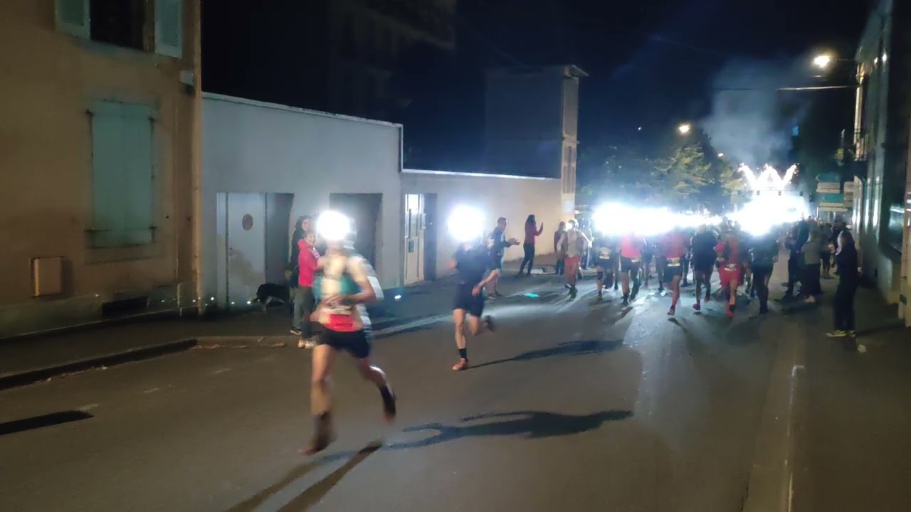 Départ de la course aux étoiles 2022 à Bagnères de Bigorre - YouTube