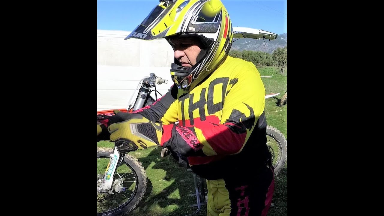 Motocross Training Στην Πίστα Μεγάρων By Livanas Motorsports - YouTube