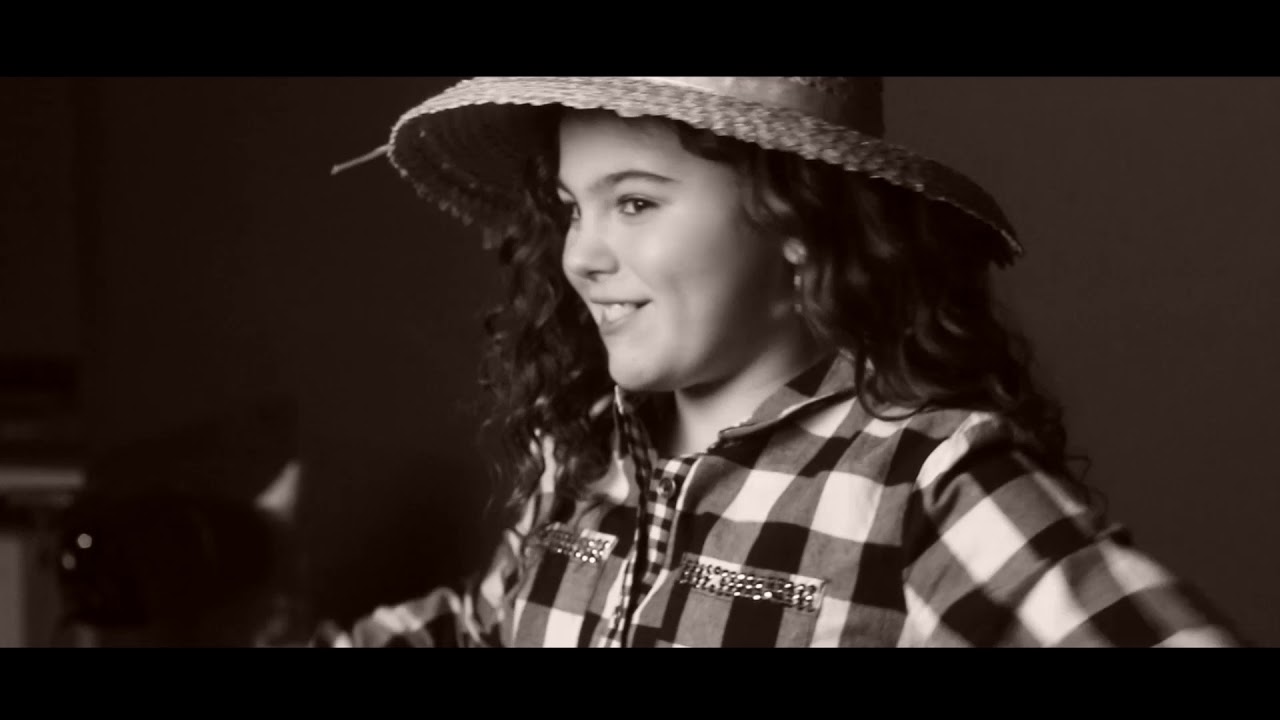 Singing Experience: All I Am (Jess Glynne) - Lily McCulloch - YouTube