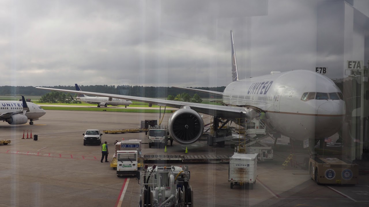 2018/09/30 United Airlines 7 Inflight Announcement: Houston - Tokyo ...