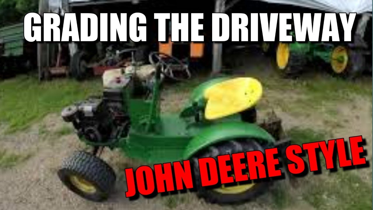 1960s John Deere tractor gradin grading the driveway - YouTube