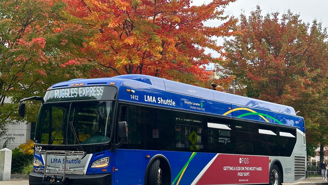 [Drive On] 2014 New Flyer Xcelsior Diesel 40’ - YouTube
