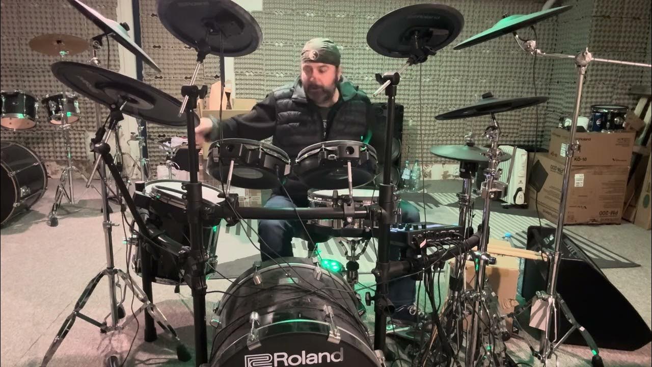 Hawkwind- Assault and Battery / The Golden Void (Full version) - YouTube