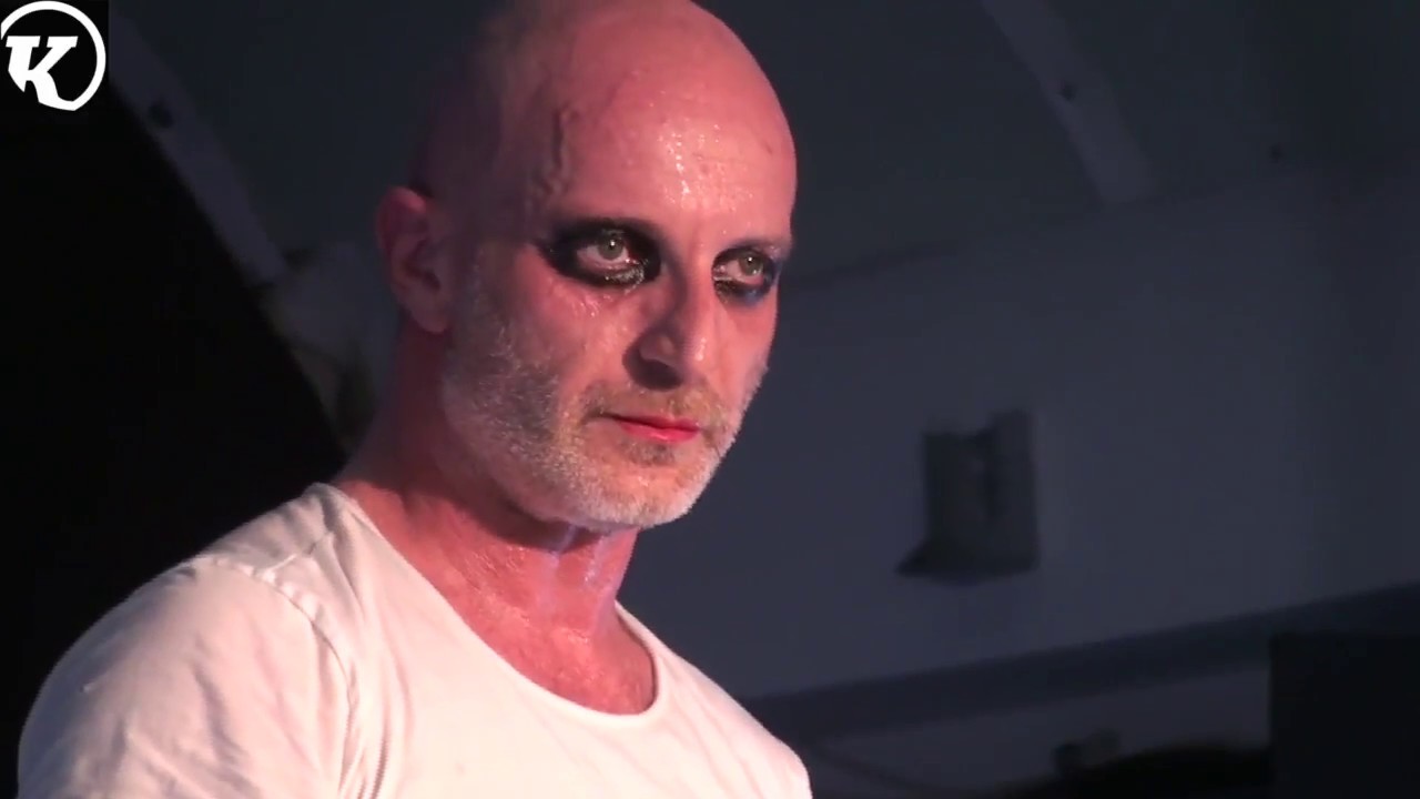 Il Cantico dei Cantici. Intervista a Roberto Latini - YouTube