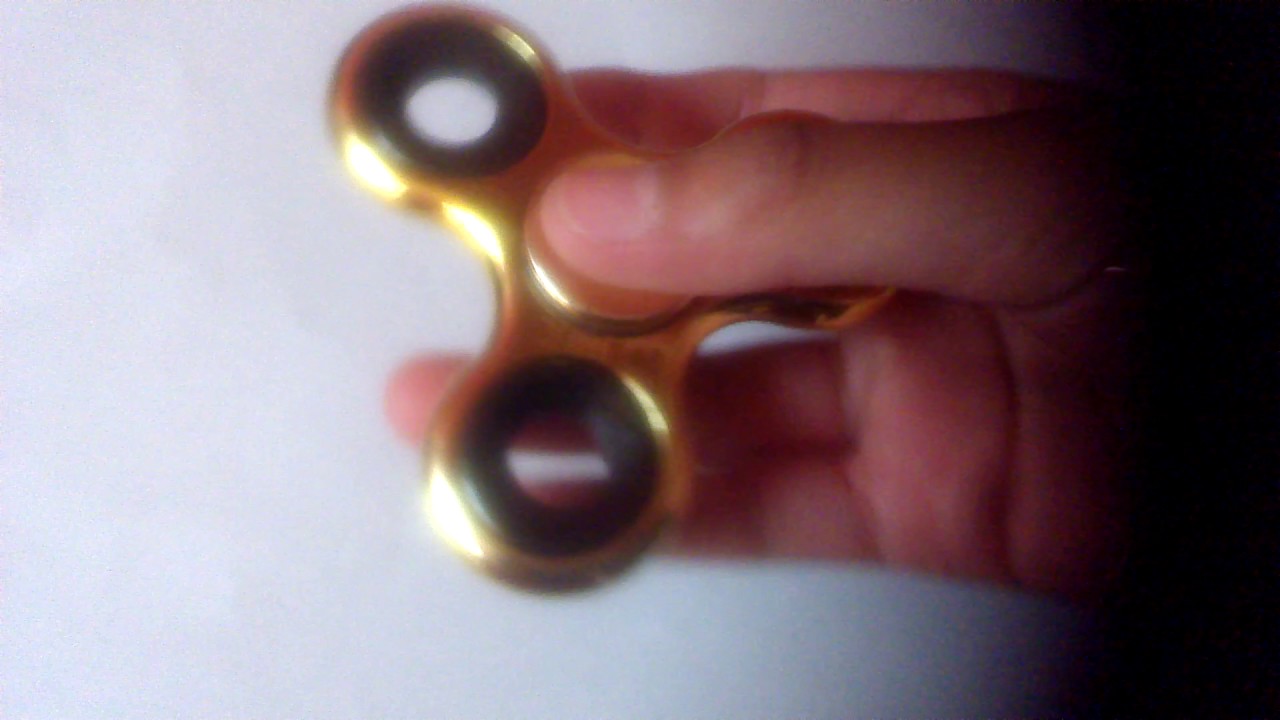 Un fidget spinner de oro - YouTube