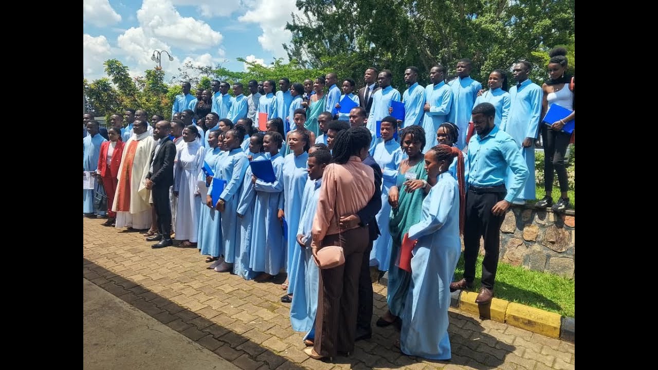 Alleluia Yezu Yazutse Performed by Chorale Les Ange du Ciel UR CBE ...