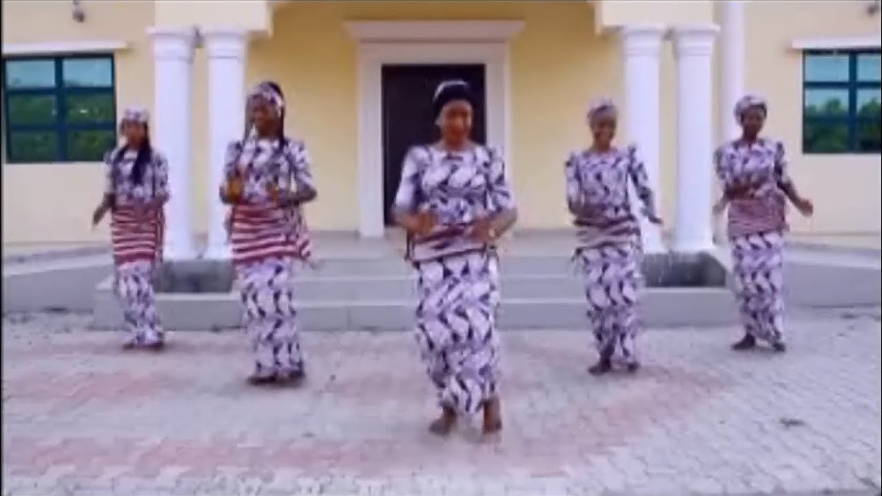 Best of Fati Lade Latest Nupe song - YouTube