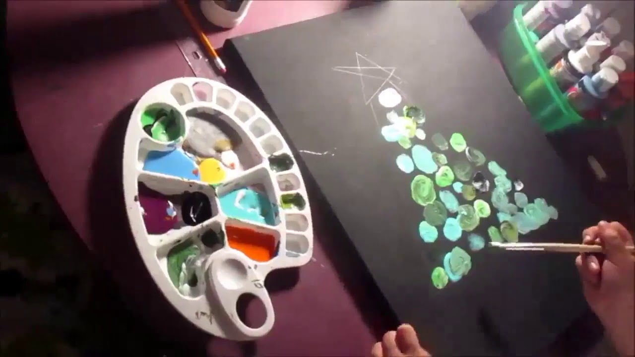 Kids Art Class Christmas Tree Paintings - YouTube