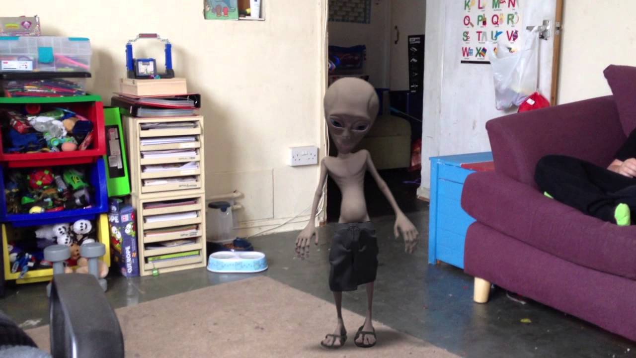 Paul The Alien living room test - YouTube