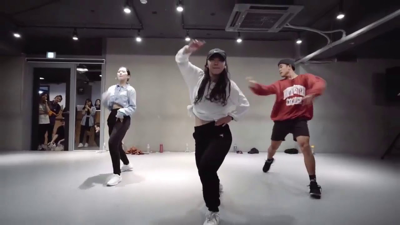 Cool dancing girls part-25 - YouTube