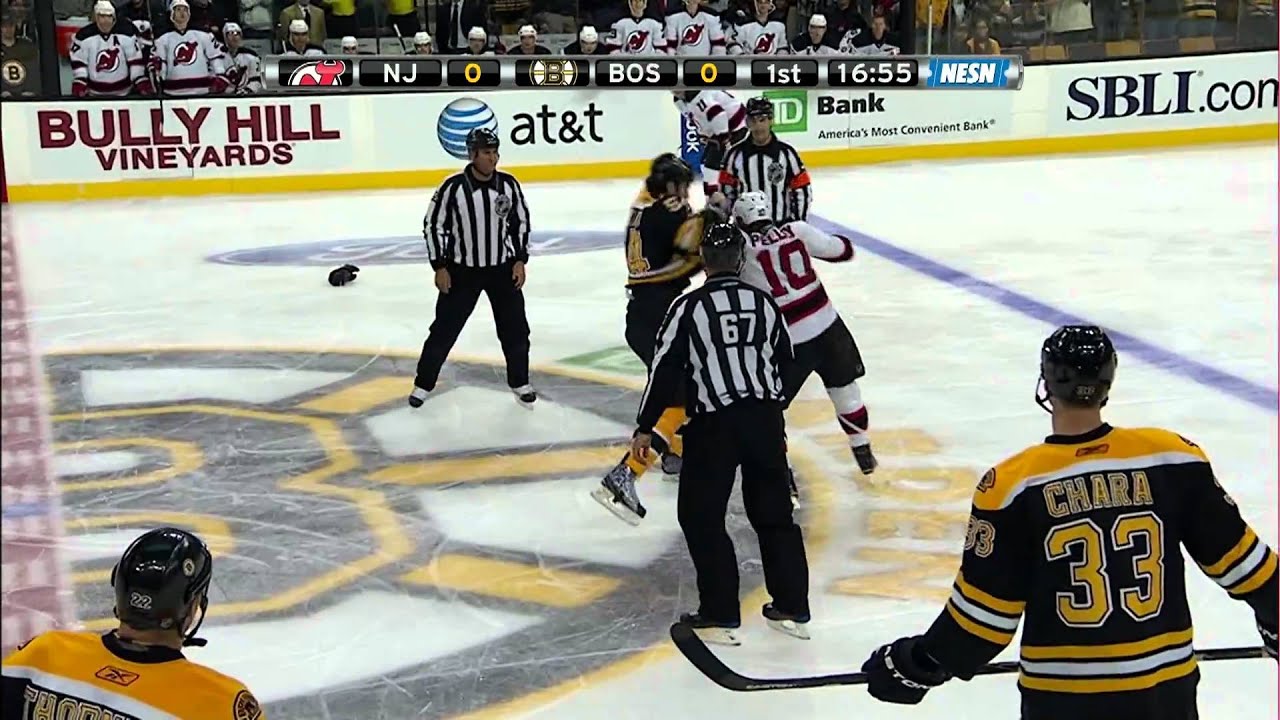 Adam McQuaid fights Rod Pelley w/SlowMo 11/15/10 1080p HD - YouTube