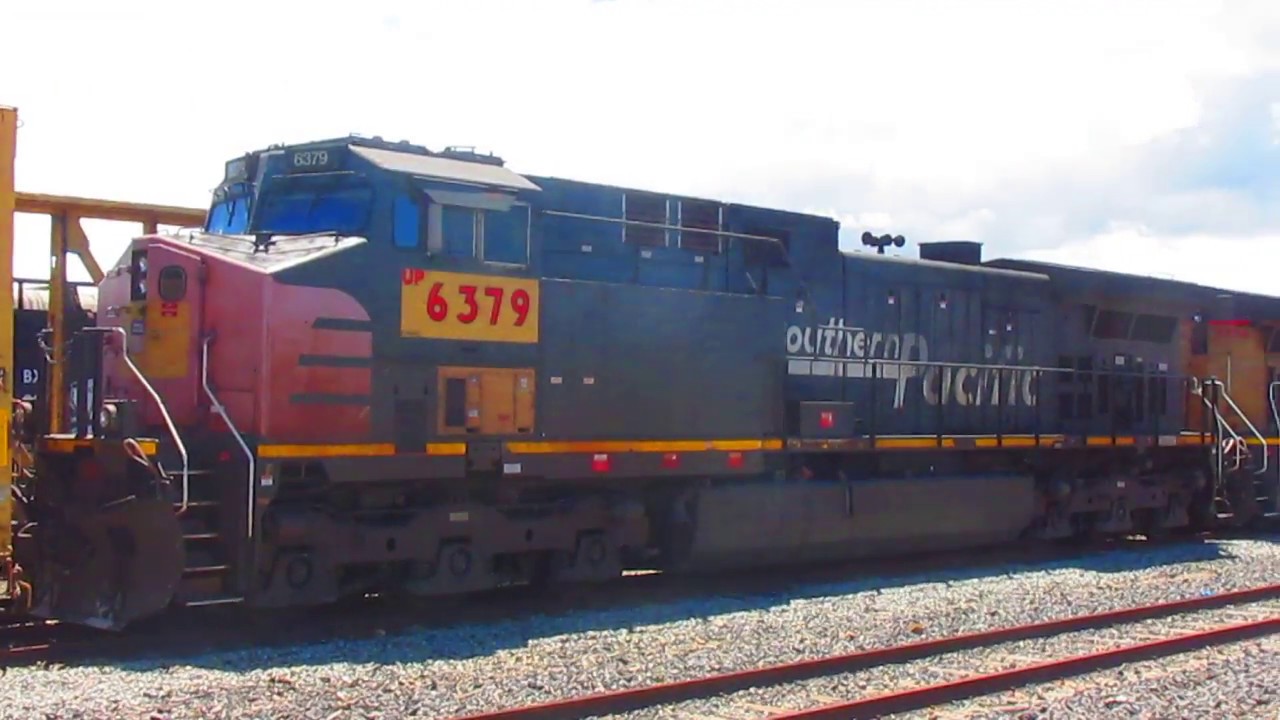 5/25/18 Patch SP AC44 UP 6379 awaiting to leave Guadalupe on the ...