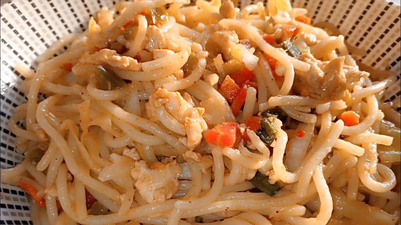 Restaurant style chowmain recipe by cooking World by nida| chicken ...