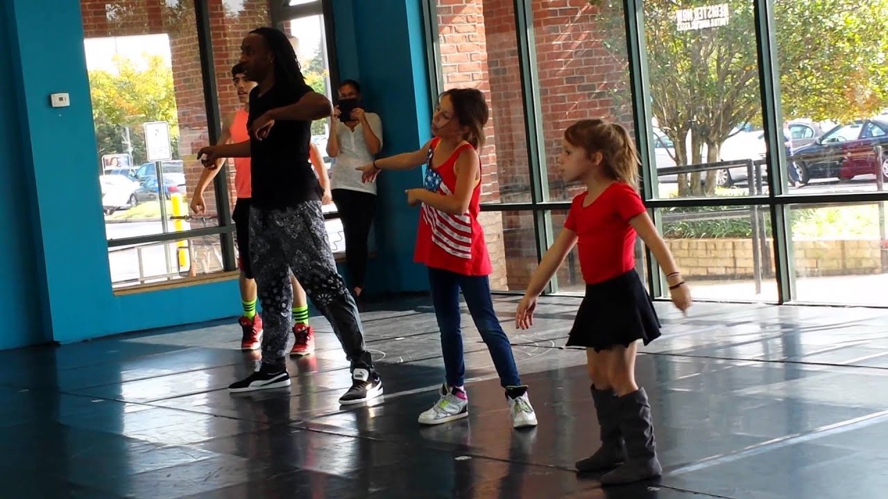 Karina emily dance class - YouTube