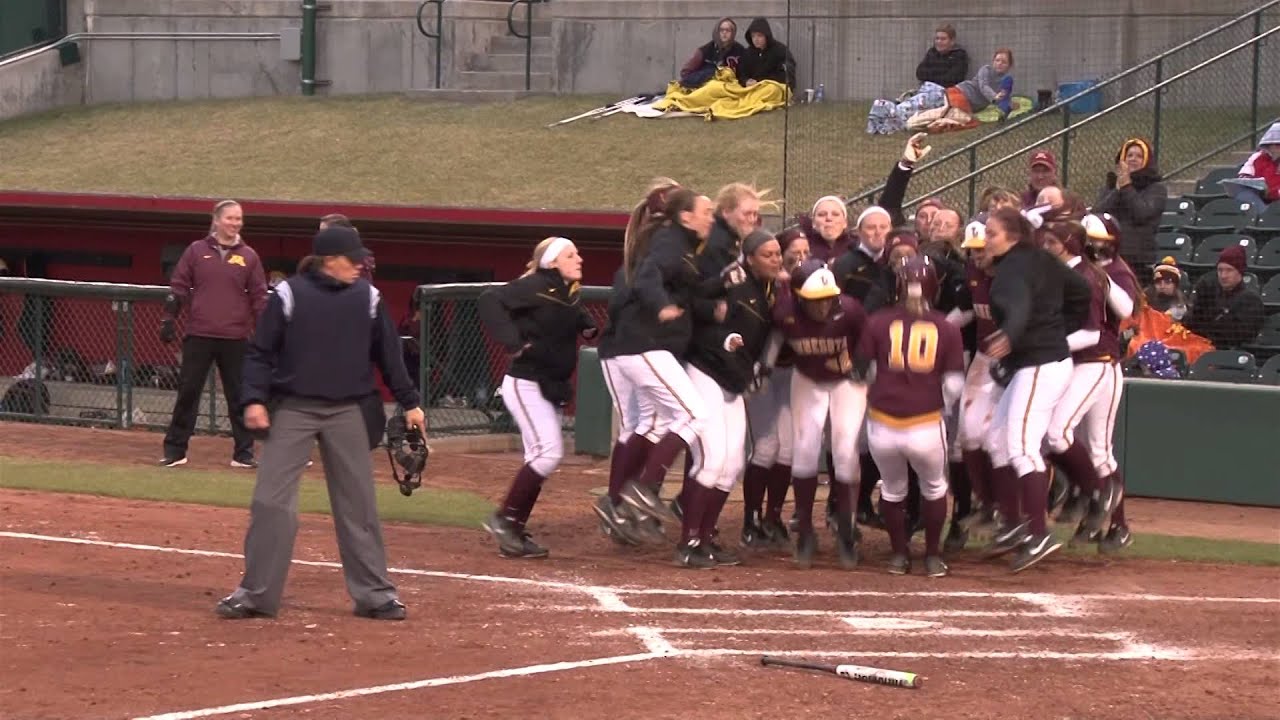 Gopher Softball takes the Series at Nebraska - YouTube