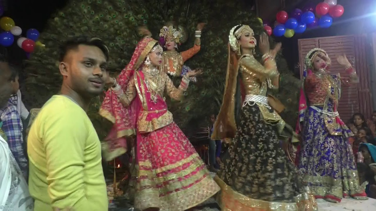 Adbhut jhaki krishna raas by preet jagan and party ke banner tale - YouTube
