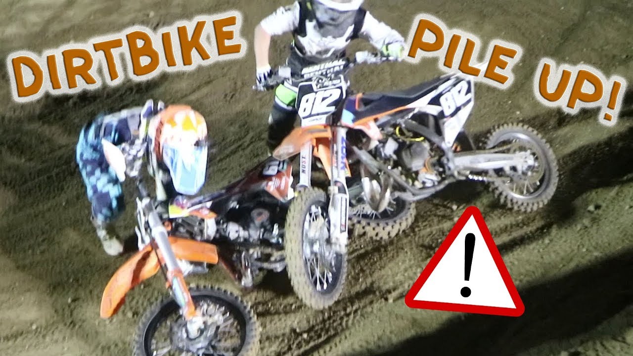 KIDS PILE UP ON DIRT BIKES - YouTube