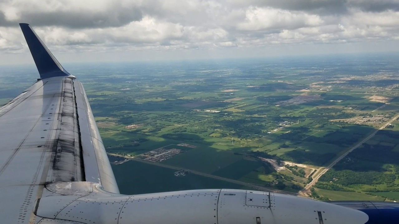 Delta flight 2499 Minneapolis arrival. Boeing 737-800 Seat 15A. - YouTube
