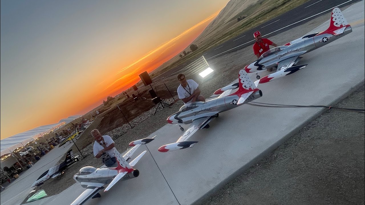 Three (3) ship T33 flight - YouTube