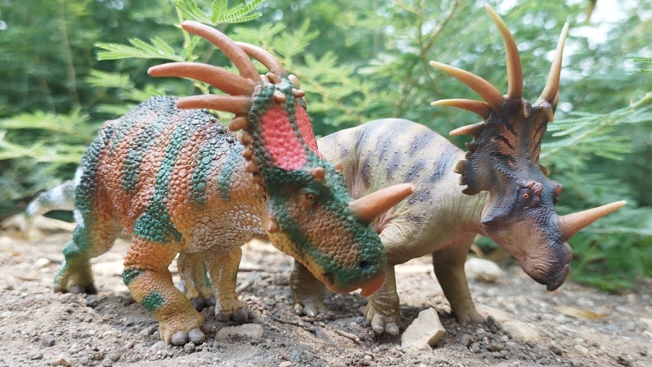 Life Of The Styracosaurus: Era Of Spiked Horns - YouTube