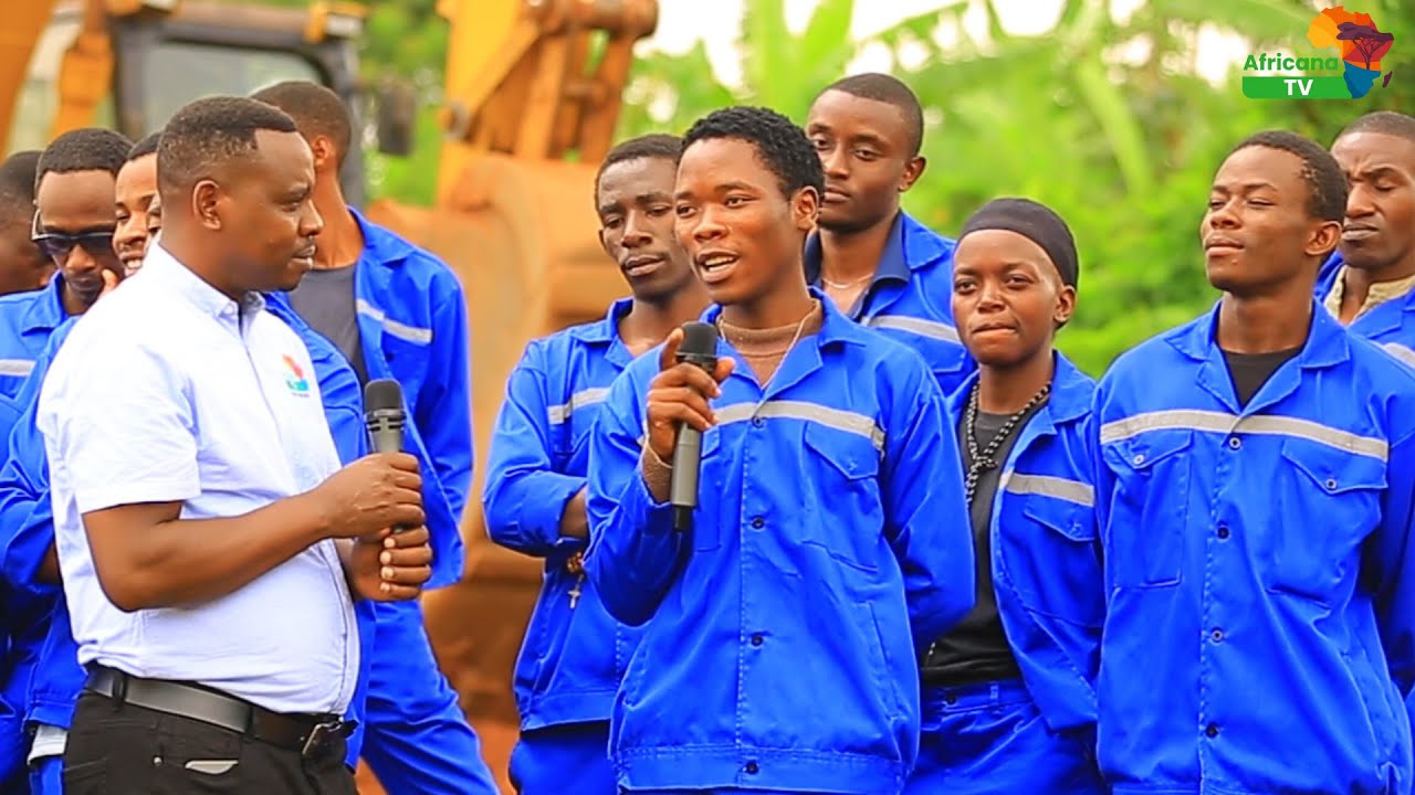 RWANDA -DRC : VIJANA NA WASICHANA WANAPONGEZA SHULE LA FOREVER TVET YA ...