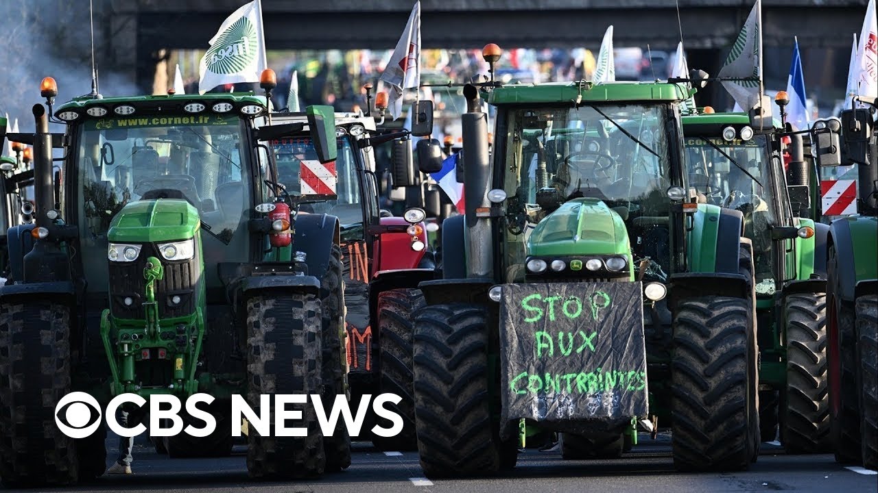 Farmers protest in France, blocking roads to Paris with manure and farm ...