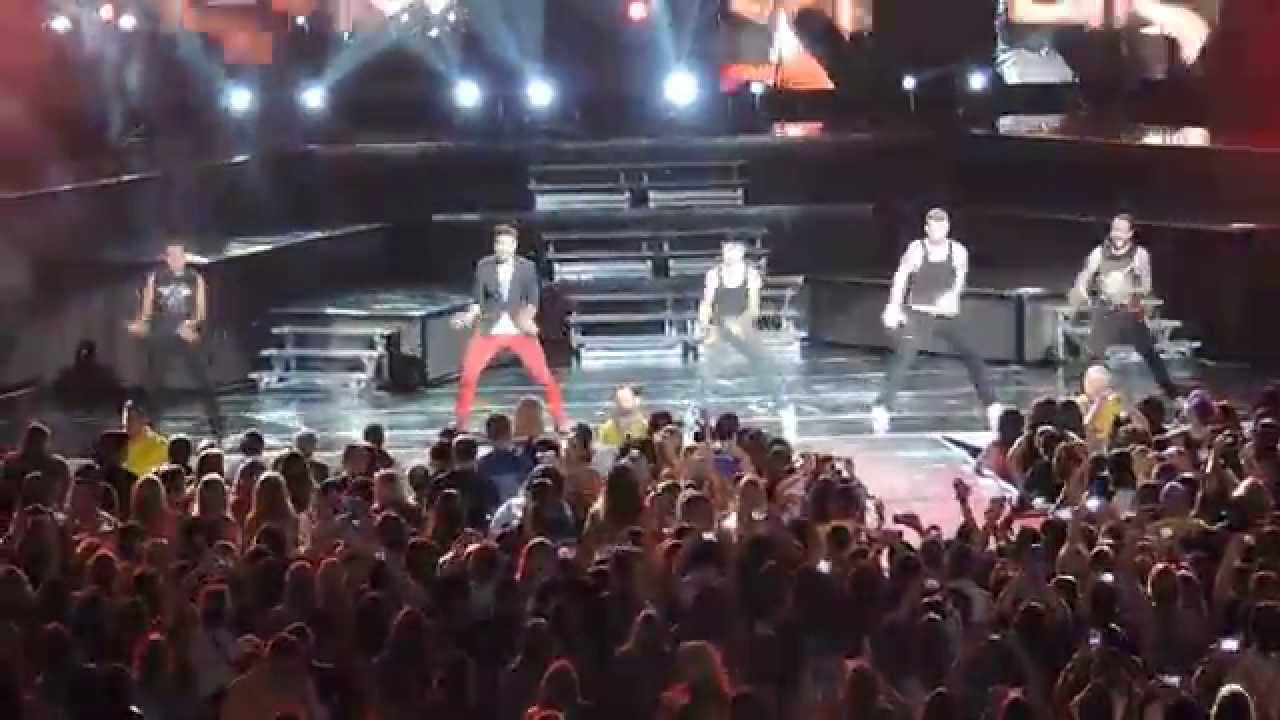 Backstreet Boys - Everybody (Backstreet's Back) (Live at Nikon at Jones ...