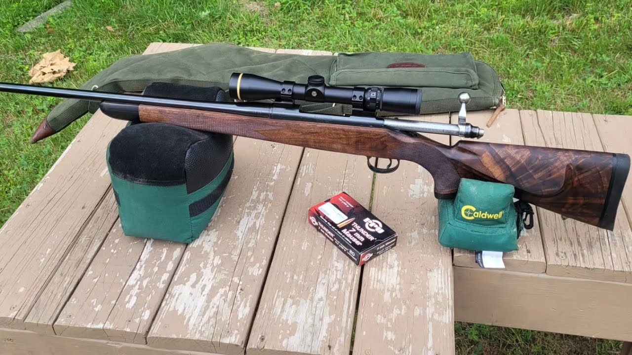 Picking the best hunting rifles: the bolt action - YouTube
