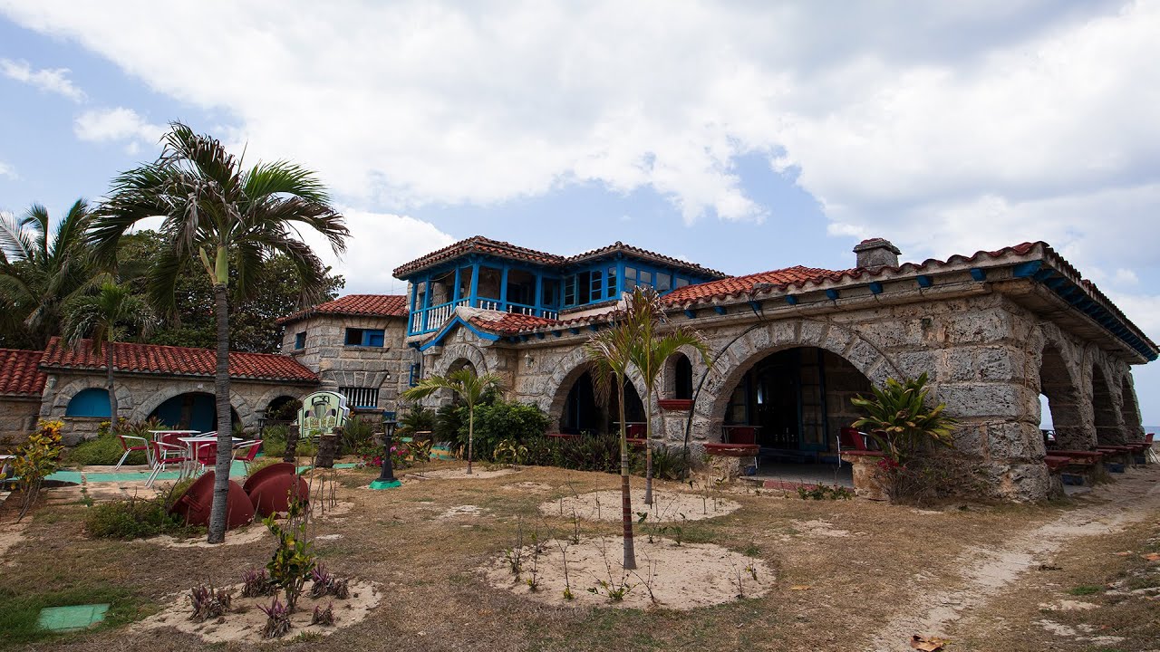 Varadero y Al Capone: lo que el mar se llevó, pelícanos y casas de ...