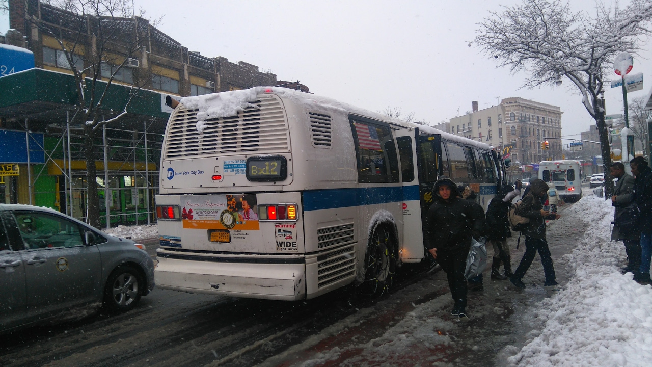 1998 Novabus RTS #4969 on the Bx12 Select Bus Service at Fordham Road ...