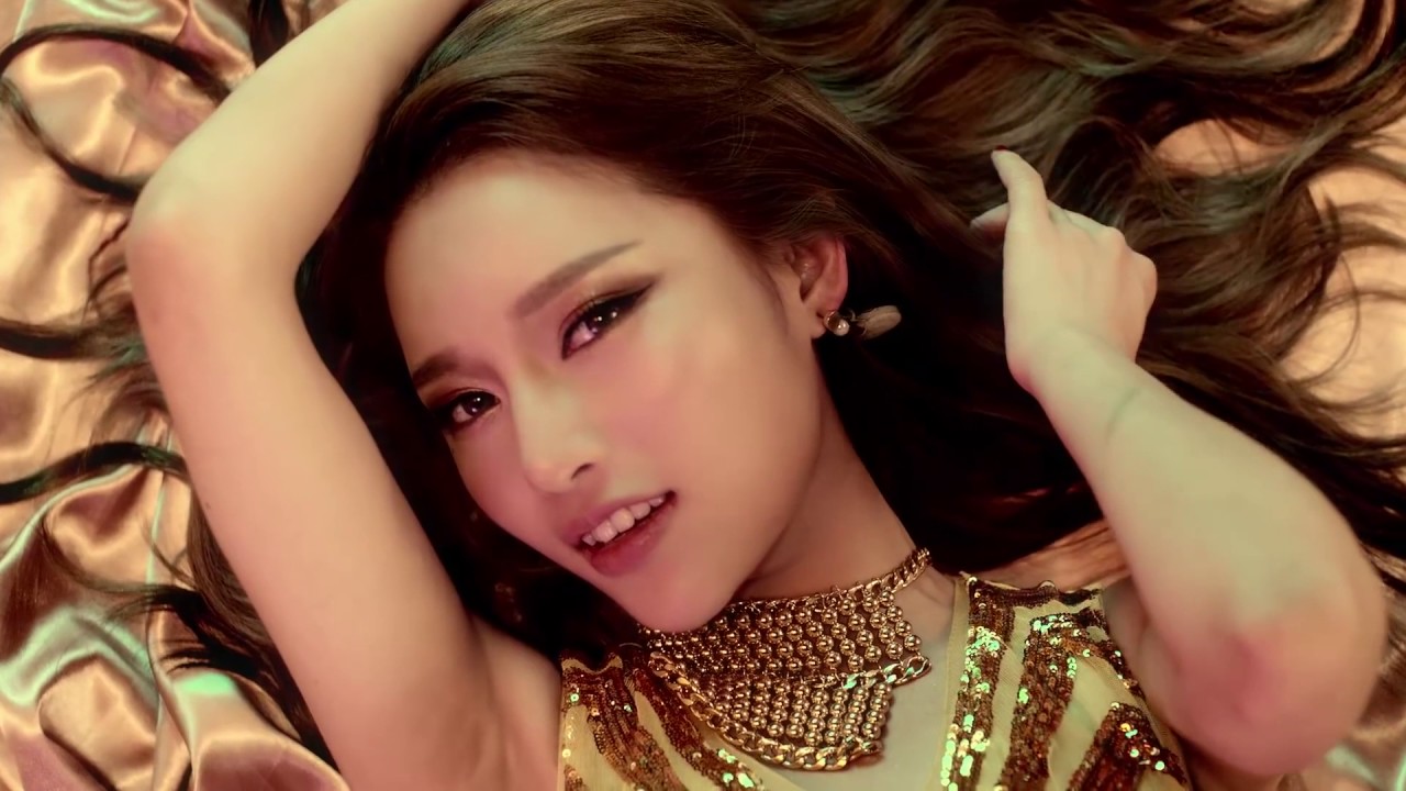 O21- Show Me Male Version MV - YouTube