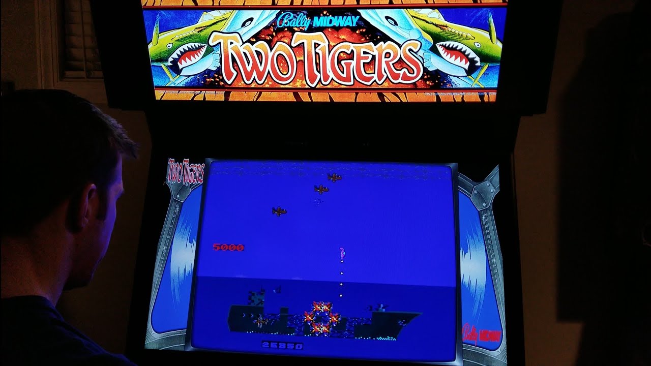 Two Tigers Arcade Cabinet MAME Gameplay w/ Hypermarquee - YouTube