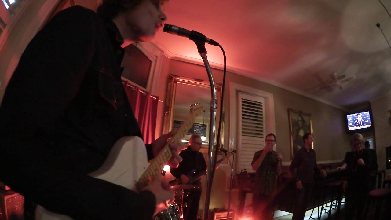 Shuffle Shack "Look The Other Way" - YouTube