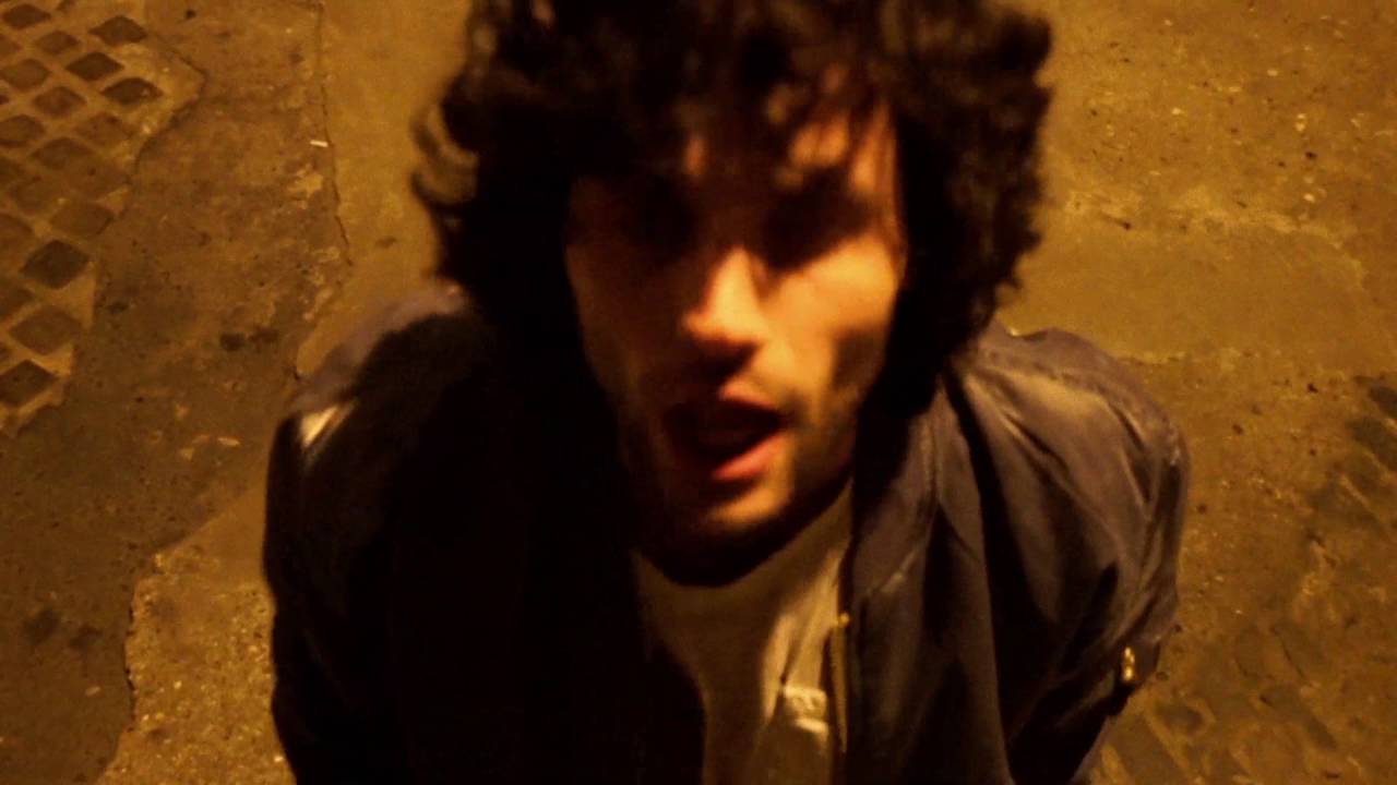 MOTHXR - She Can't Tell - YouTube